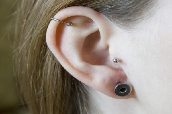 What Is a Helix Piercing? 2026 Best Practices